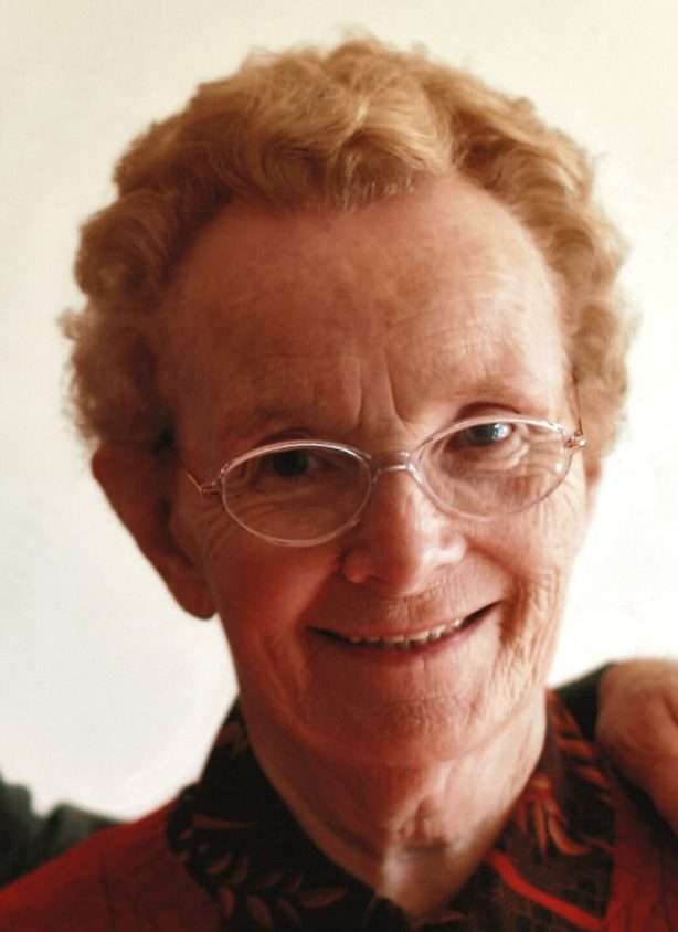 Eileen Sullivan's Instagram, Twitter & Facebook on IDCrawl