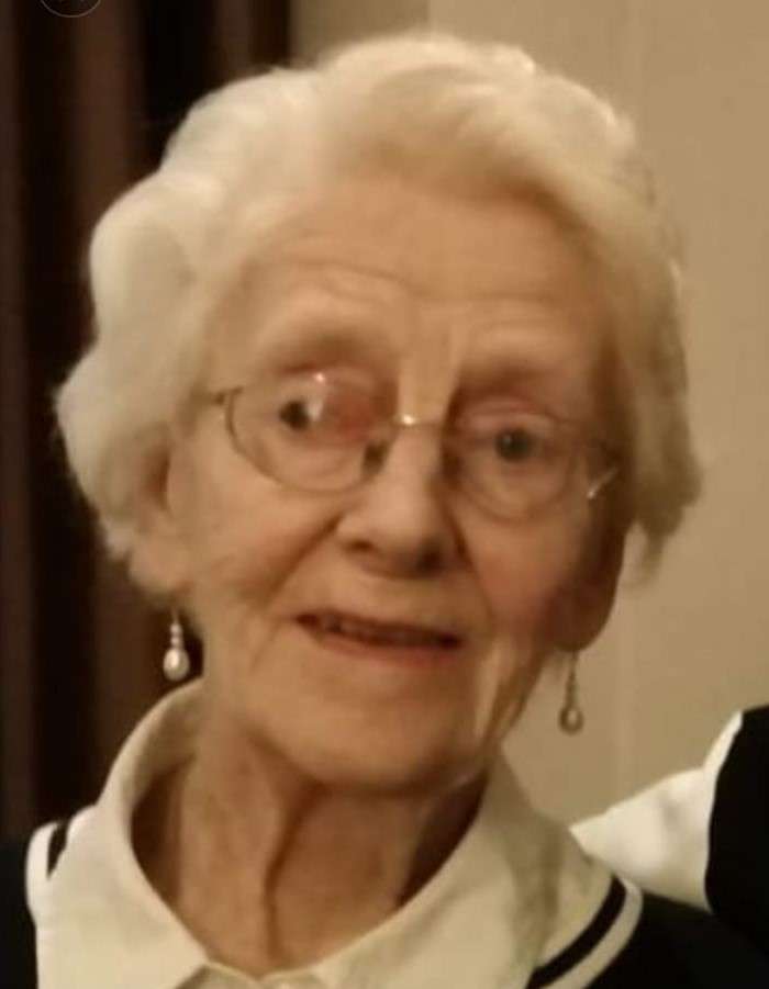 Eileen Williams's Instagram, Twitter & Facebook on IDCrawl